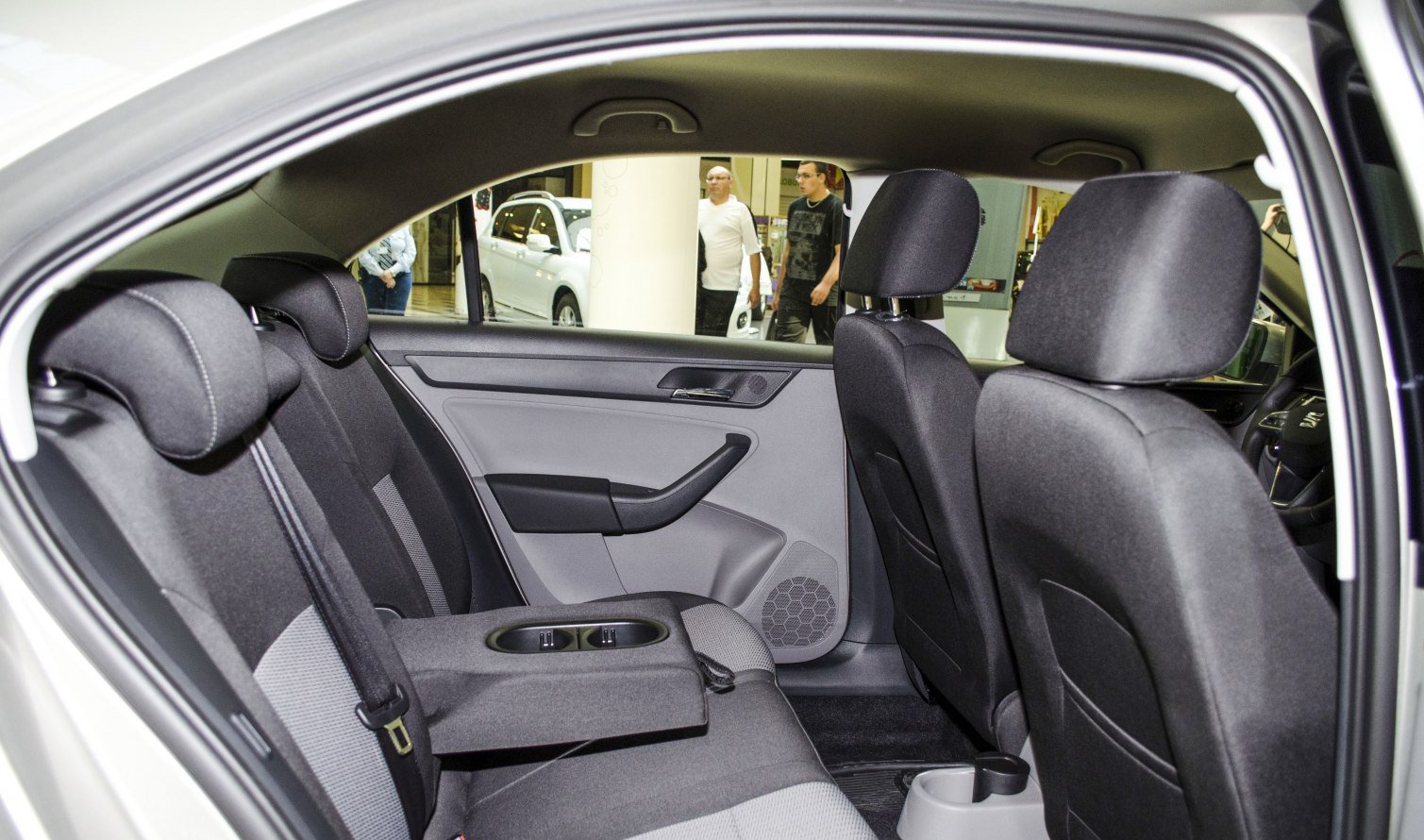 Seat Toledo IV (NH) 1.4 TDI (90 Hp) start/stop DSG